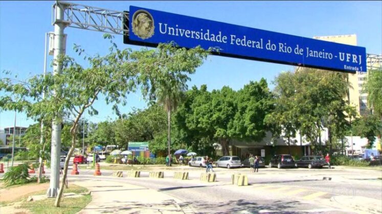 Quais são os cursos oferecidos pela UFRJ?